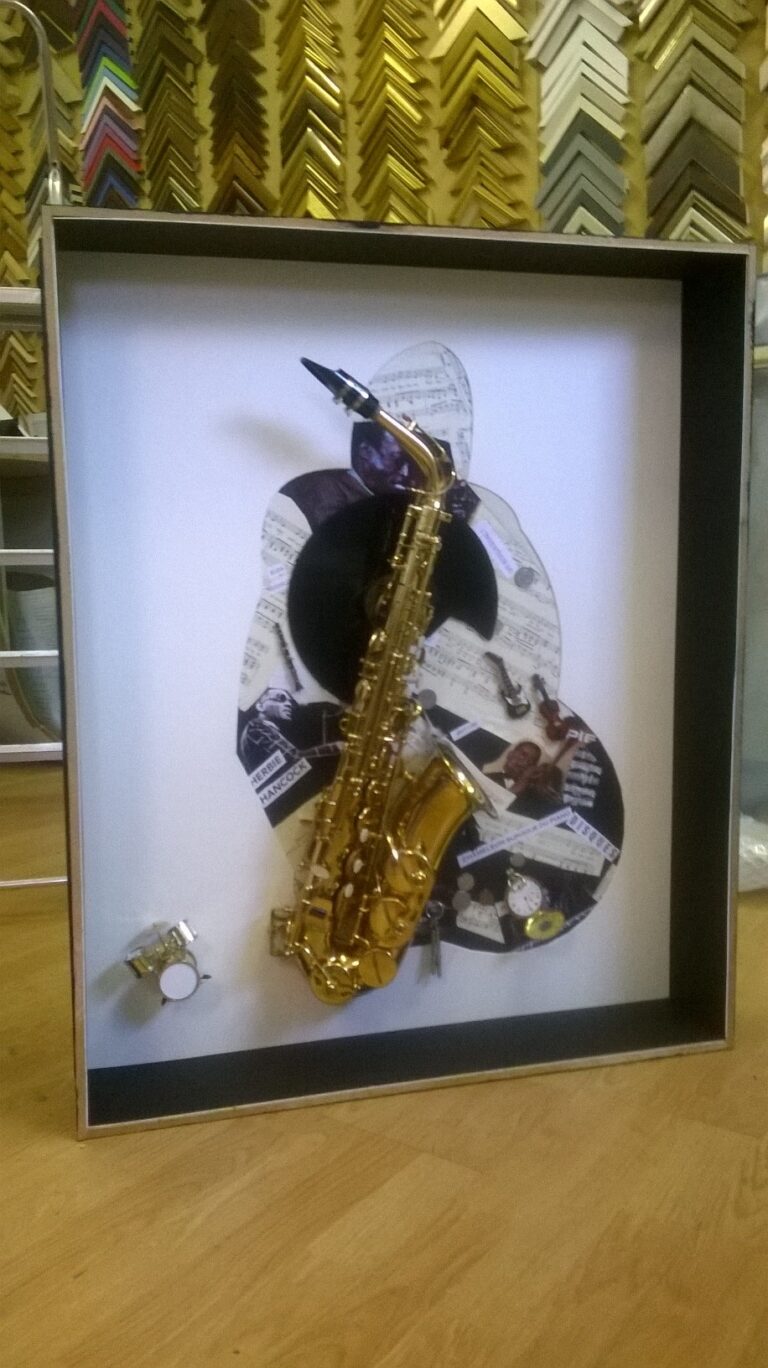 Framework Studios Picture Framers